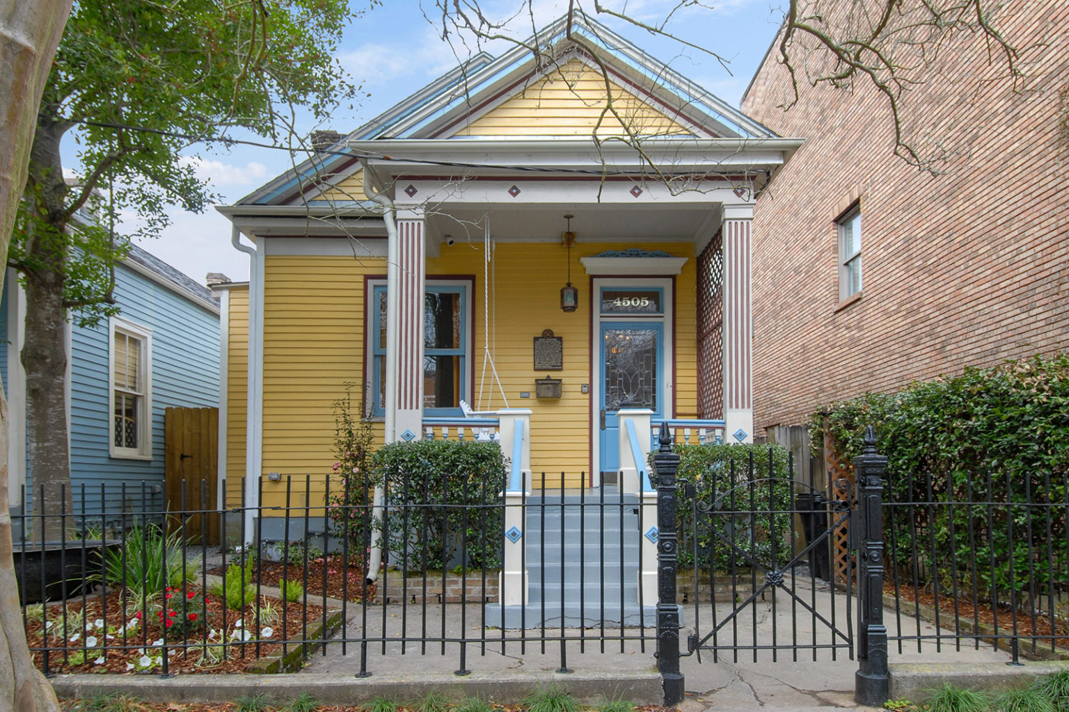 Hostaway Booking Mobile Page | Epic Stork